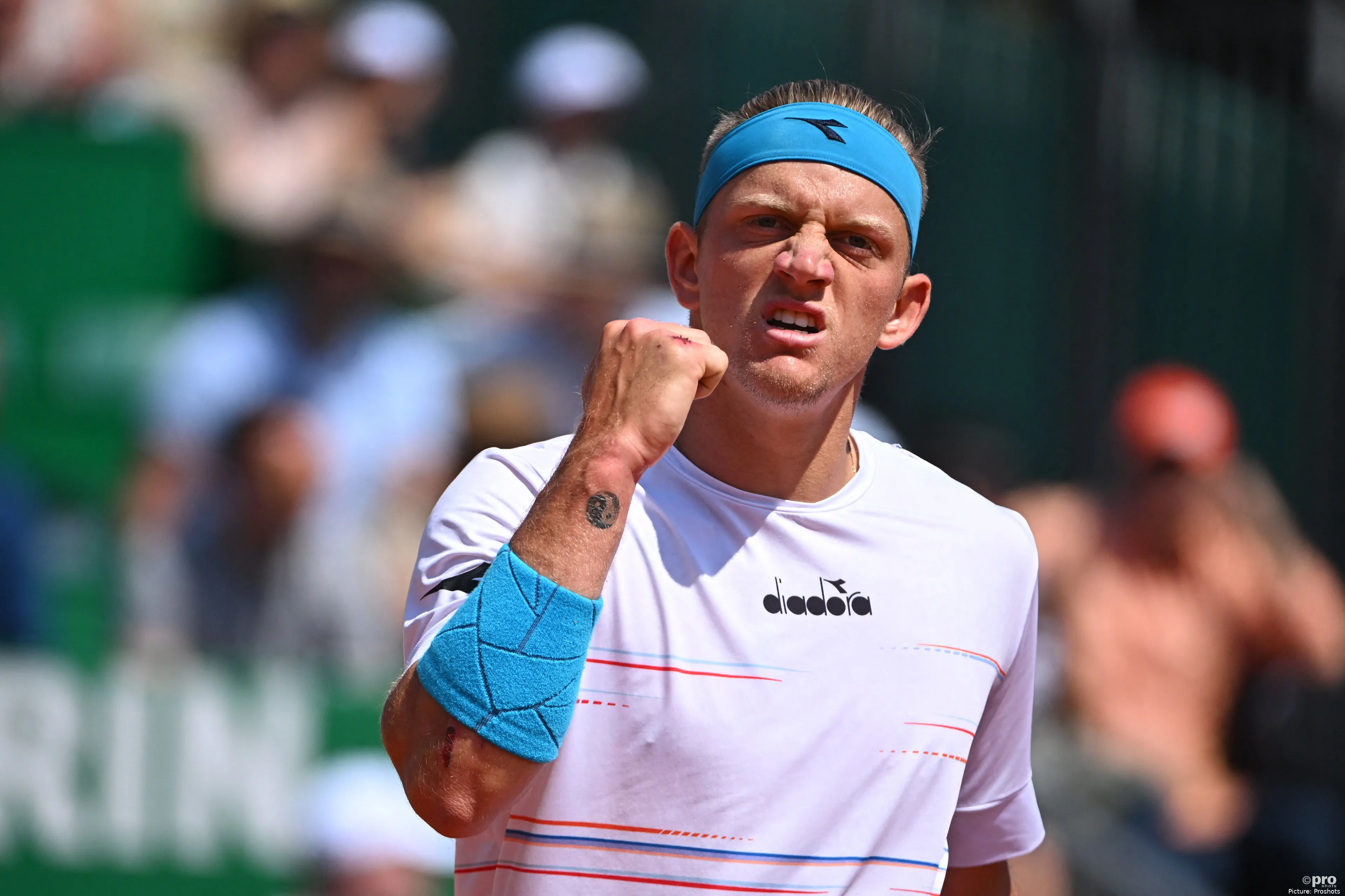 Awe-inspiring Alejandro Davidovich Fokina comes from two sets down to down Felix Auger-Aliassime ...